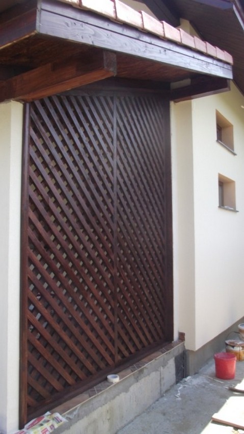 Grilaj panou din lemn de brad exterior - Scari Din Lemn Masiv ...